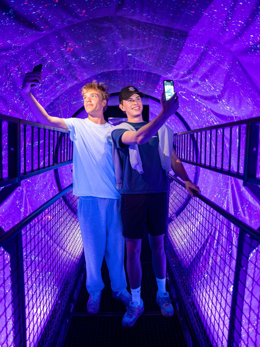 Group Visits for Entertain at Museum of Illusions Pittsburgh